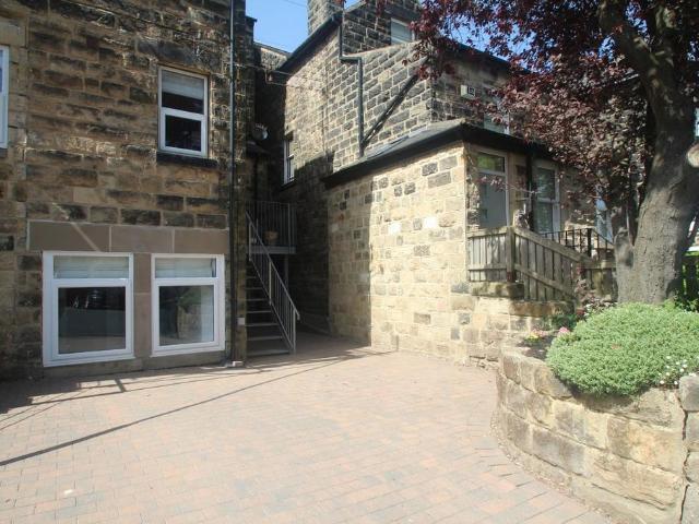 2 bedroom flat to rent