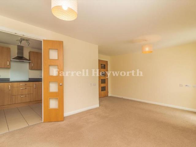 2 bedroom flat to rent