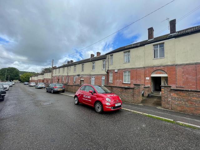 2 bedroom flat to rent