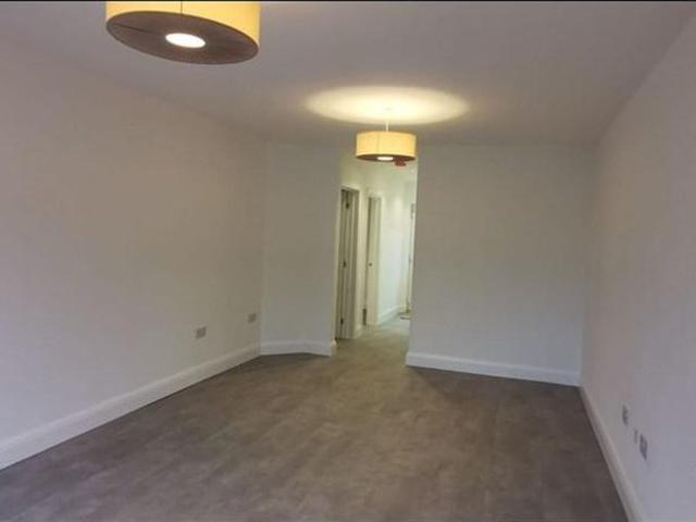 2 bedroom flat to rent