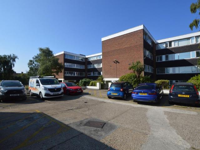 2 bedroom flat to rent