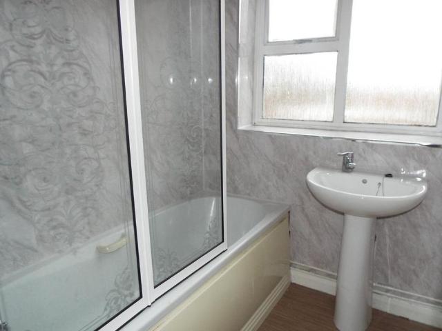 2 bedroom flat to rent