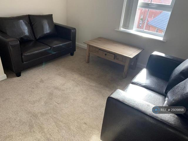 2 bedroom flat to rent