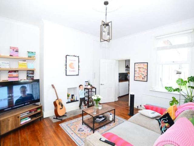 2 bedroom flat to rent