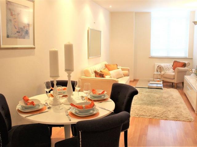 2 Bedroom Flat to Rent