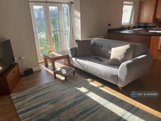 2 bedroom flat to rent