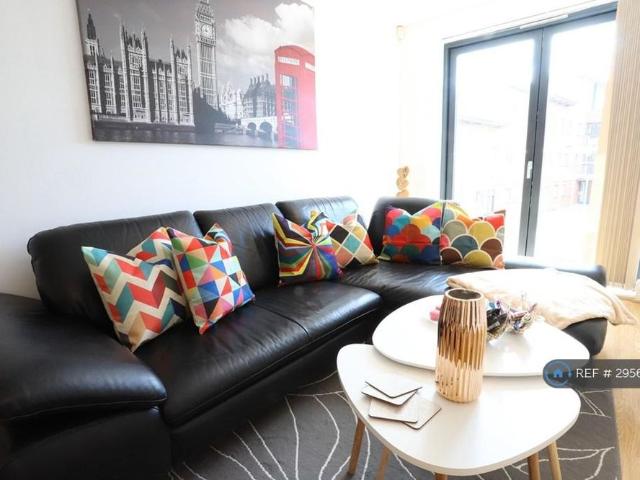 2 bedroom flat to rent