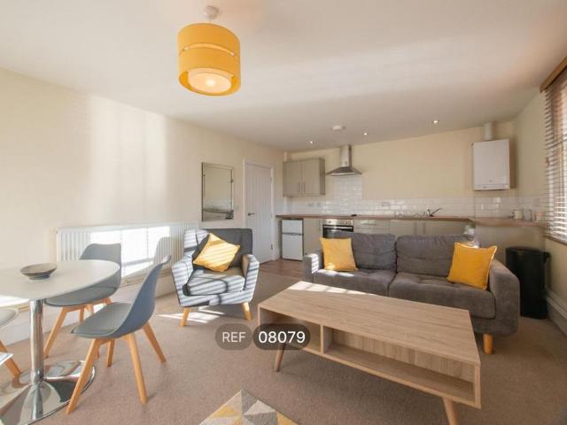 2 bedroom flat to rent