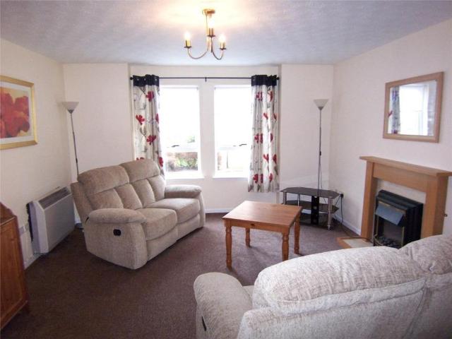 2 bedroom flat to rent