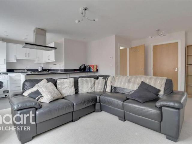 2 bedroom flat to rent