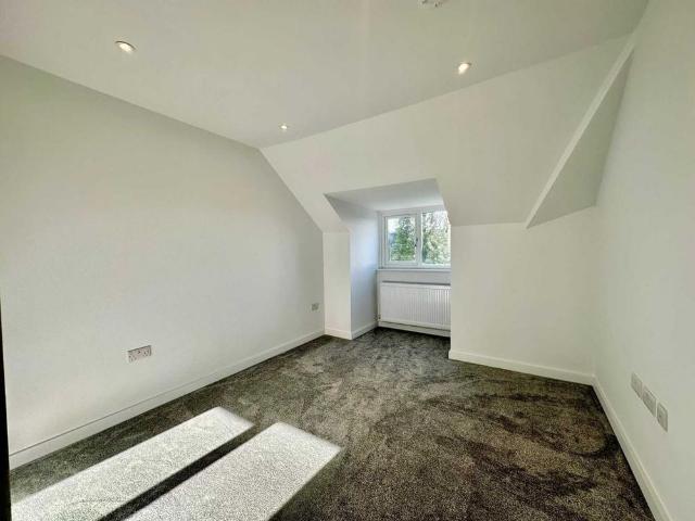 2 bedroom flat to rent