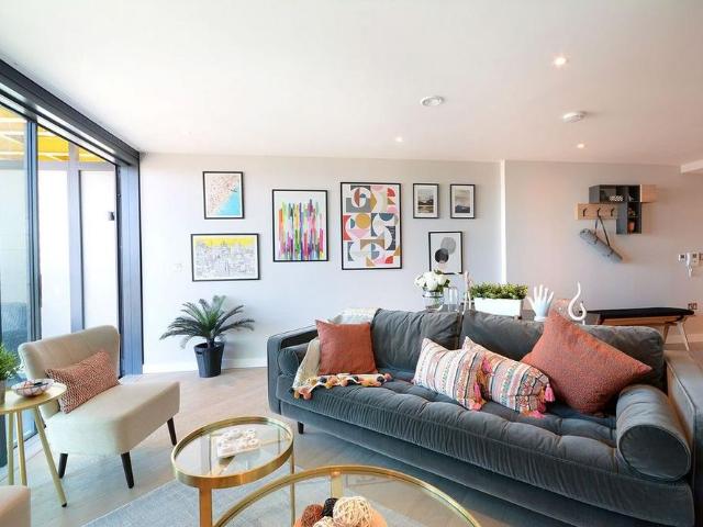 2 bedroom flat to rent