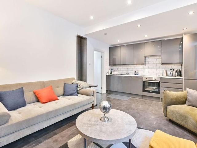 2 bedroom flat to rent