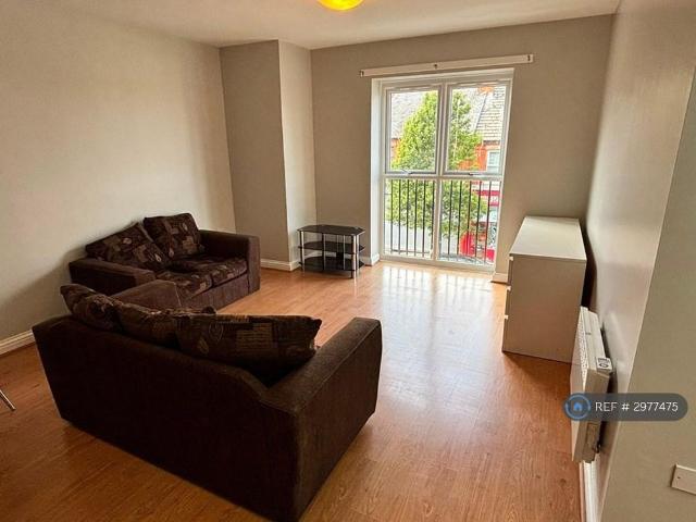 2 bedroom flat to rent