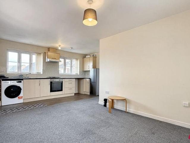 2 bedroom flat to rent