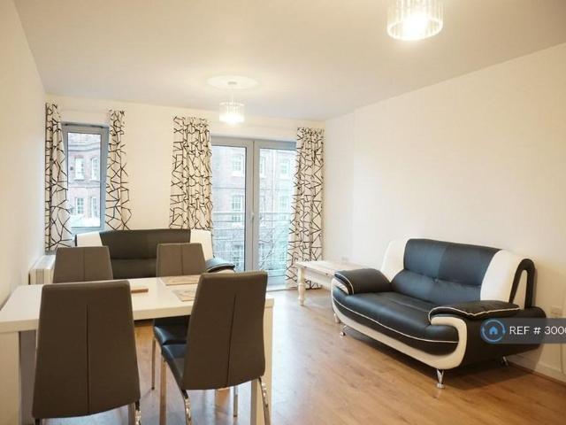 2 bedroom flat to rent