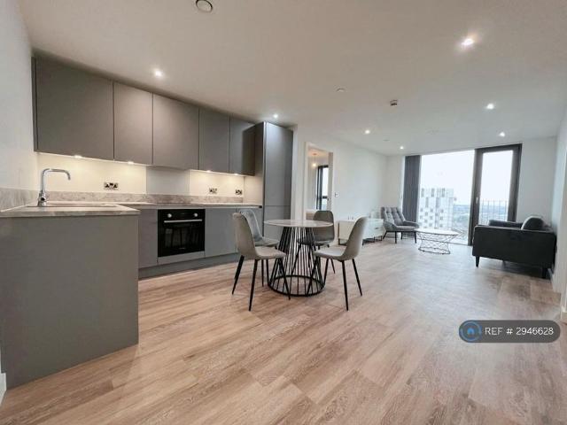 2 bedroom flat to rent