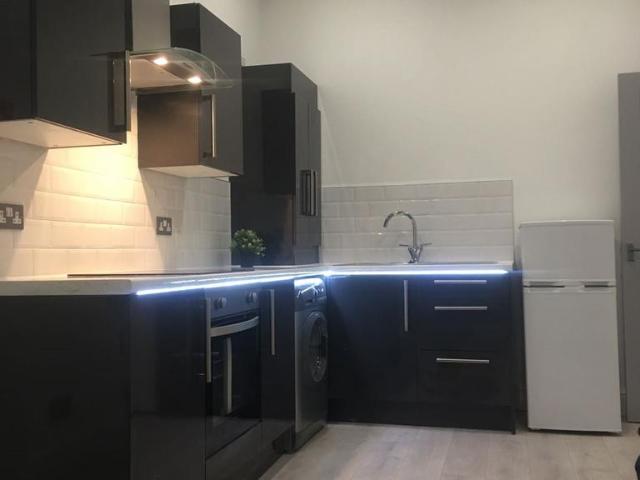 2 bedroom flat to rent