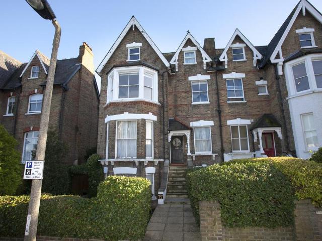 2 bedroom flat to rent