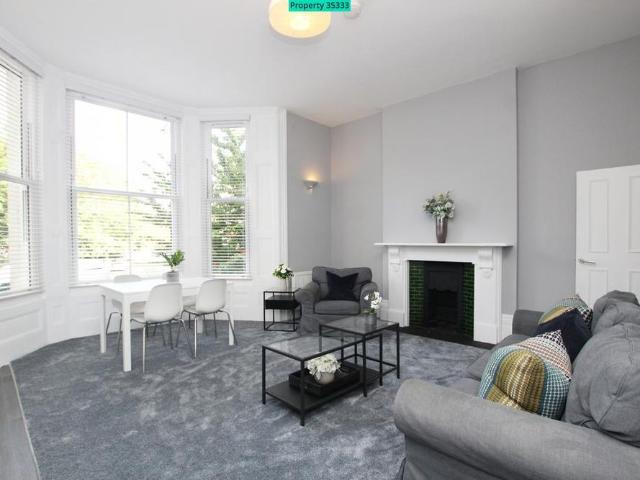 2 bedroom flat to rent