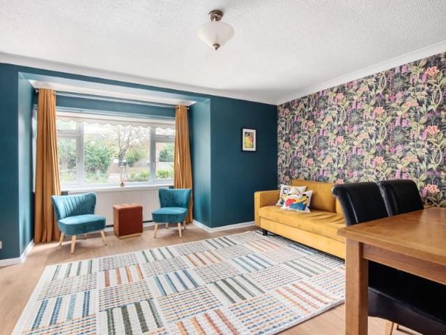 2 bedroom flat to rent