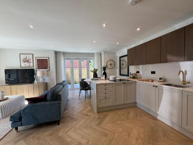 2 bedroom flat to rent