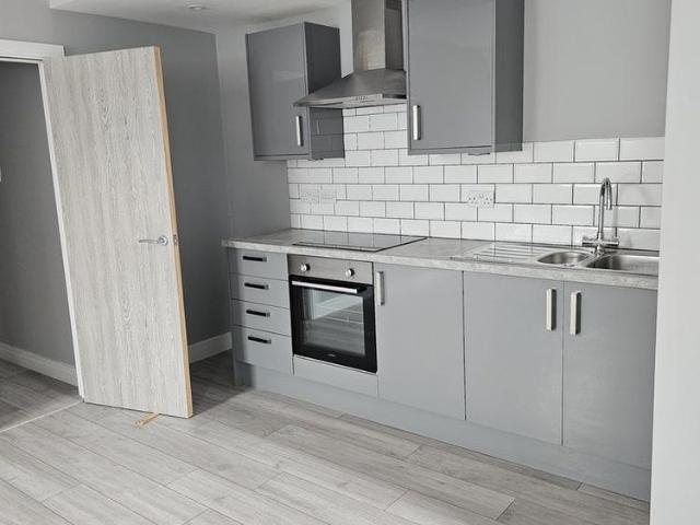 2 bedroom flat to rent