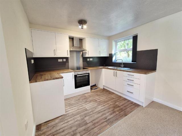 2 bedroom flat to rent