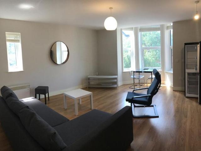 2 bedroom flat to rent