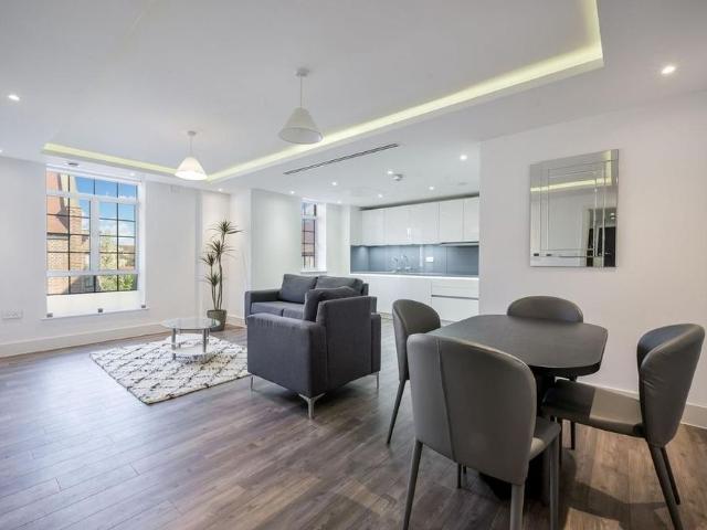 2 bedroom flat to rent