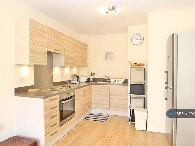 2 bedroom flat to rent