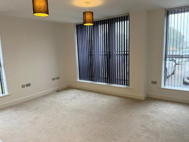 2 bedroom flat to rent