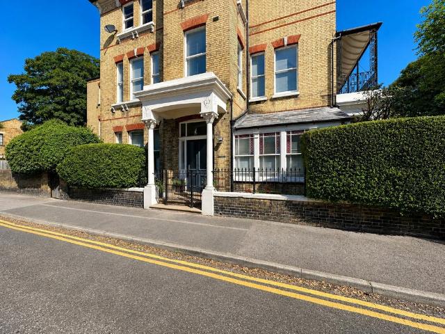 2 bedroom flat to rent