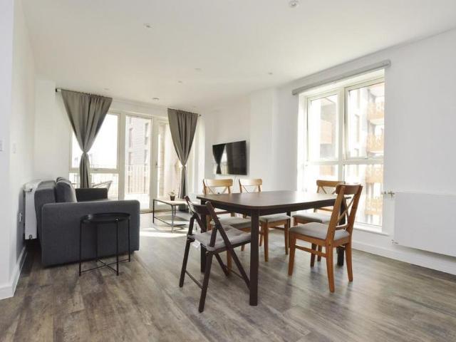 2 bedroom flat to rent