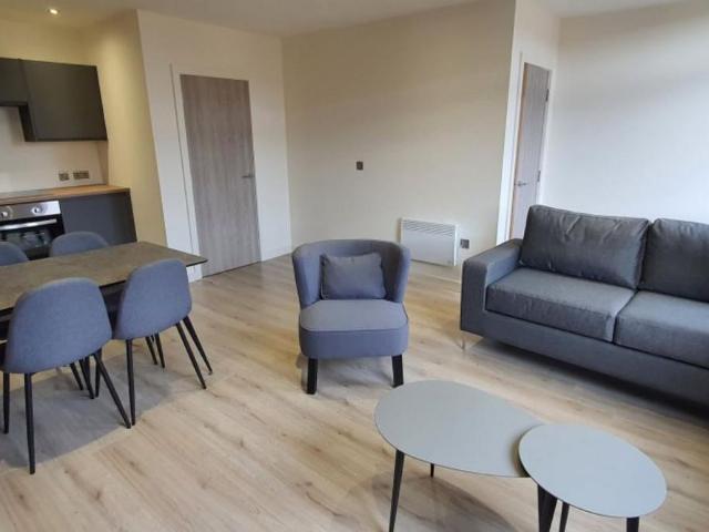 2 bedroom flat to rent