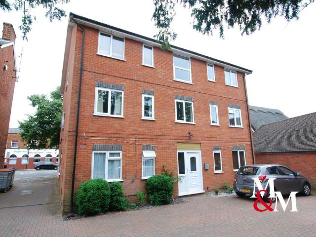 2 bedroom flat to rent