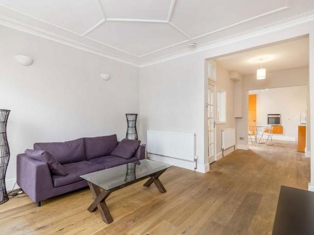 2 bedroom flat to rent