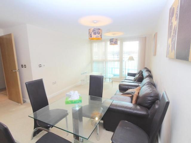 2 bedroom flat to rent
