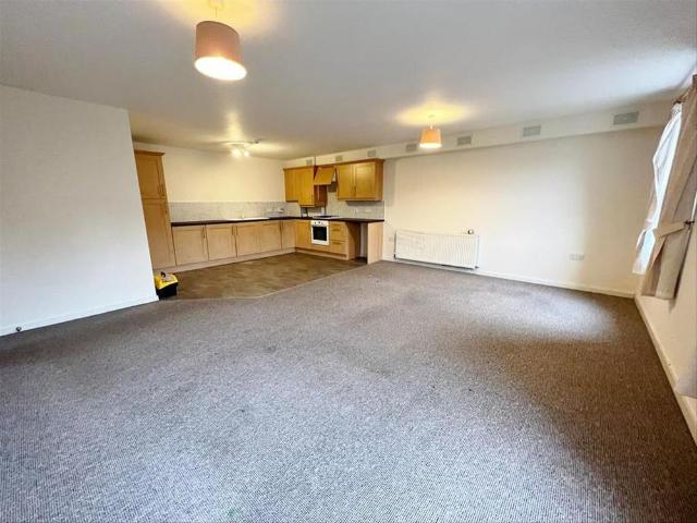 2 bedroom flat to rent