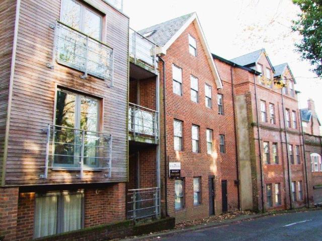 2 bedroom flat to rent