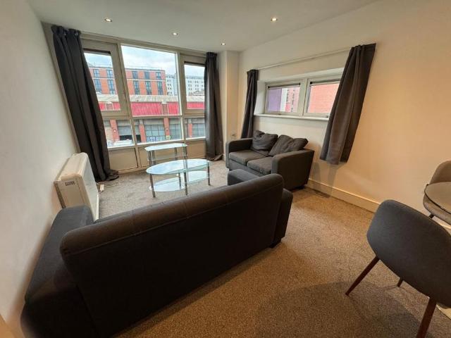 2 bedroom flat to rent
