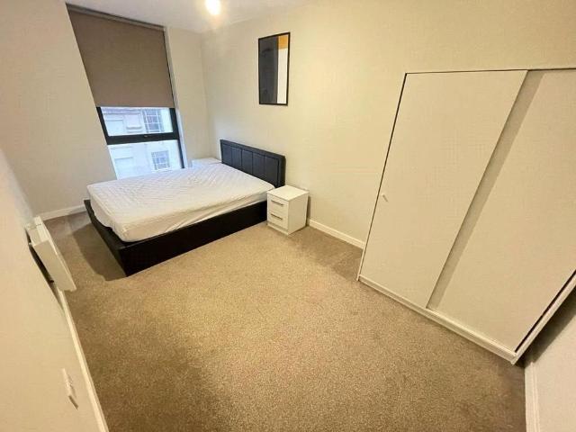2 bedroom flat to rent