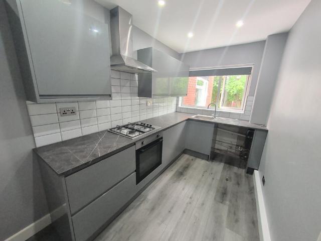 2 bedroom flat to rent