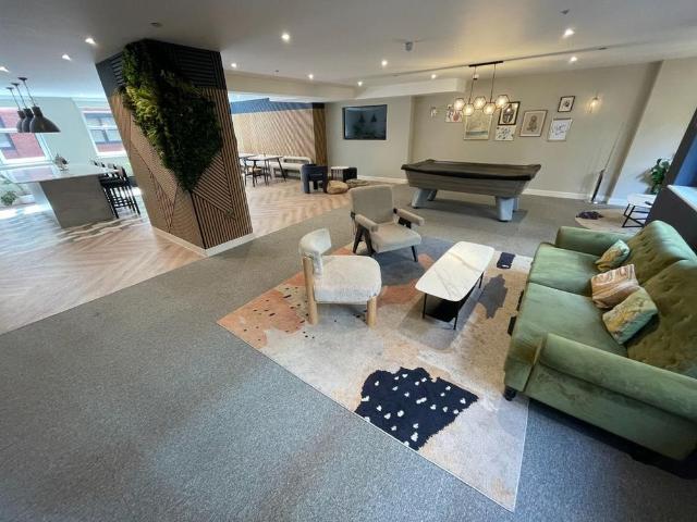 2 bedroom flat to rent