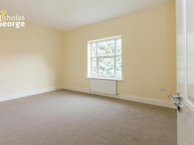 2 bedroom flat to rent