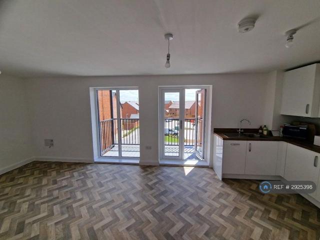 2 bedroom flat to rent