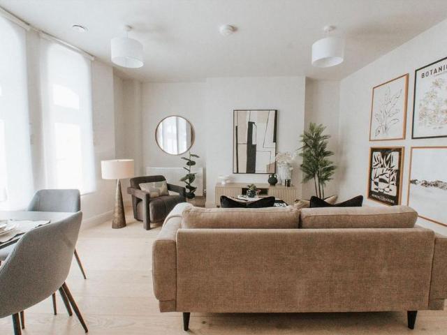 2 bedroom flat to rent
