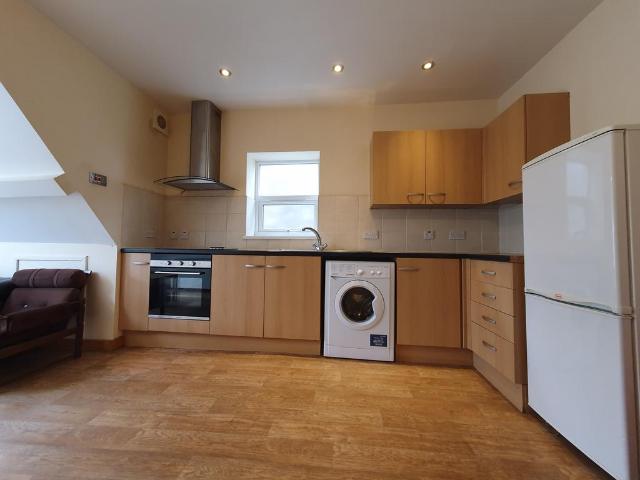 2 bedroom flat to rent
