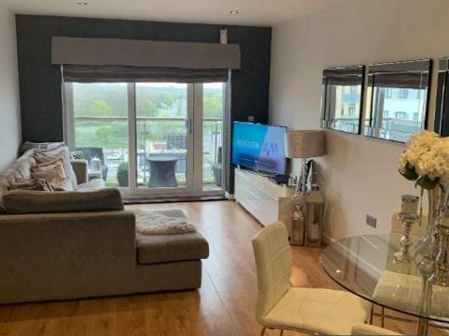 2 bedroom flat to rent