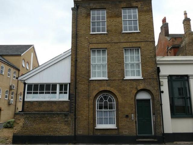 2 bedroom flat to rent